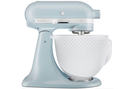 Kitchenaid celebrates 100 Years of Cooking History – AboutMyGeneration