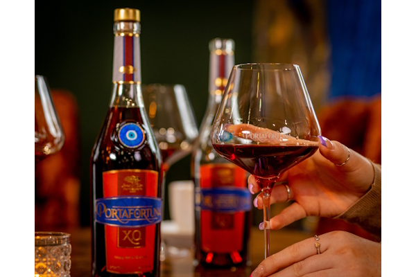 New drink designed for toasts is perfect for any celebration ...