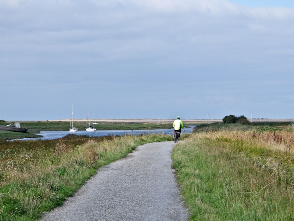RIver Brue Bike Path – AboutMyGeneration